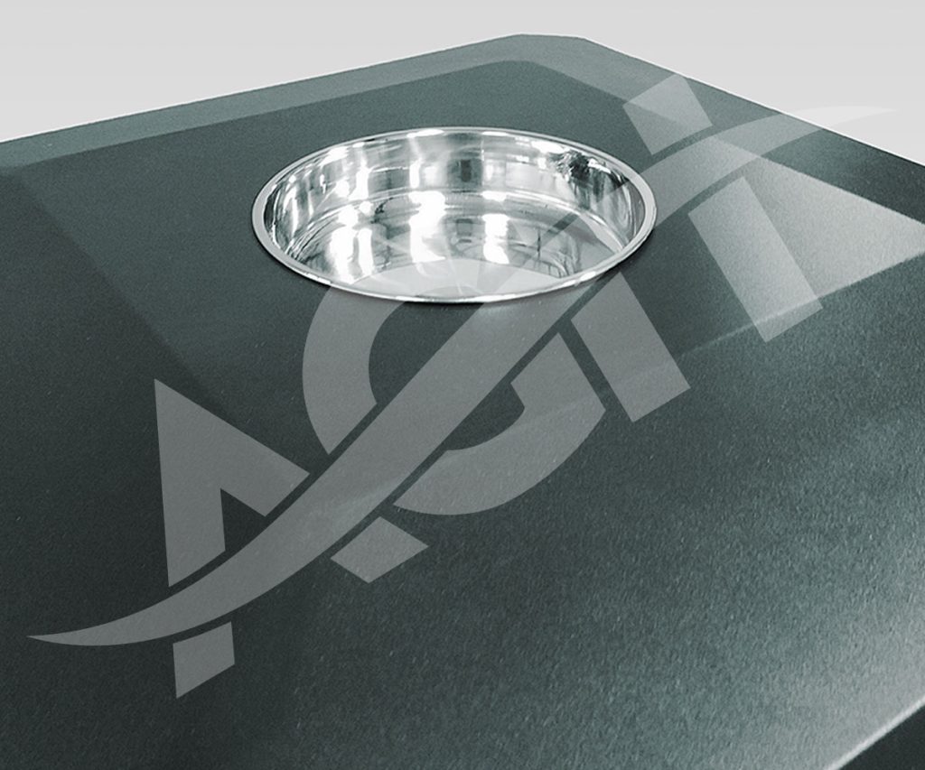 35gal Outdoor Trash Can for Hotels and Motels | AGH - Hospitality Supplies